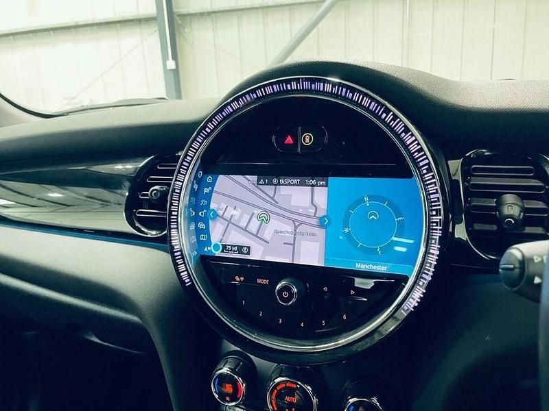 SOLD Used 2021 Mini Cooper SE Hatch 184 HP Hatchback – M17 1PZ Trafford ...