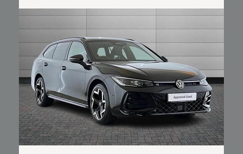 Used 2025 VW Passat R-line 204 HP Estate – Norfolk (Dealer) – £30,650 ...