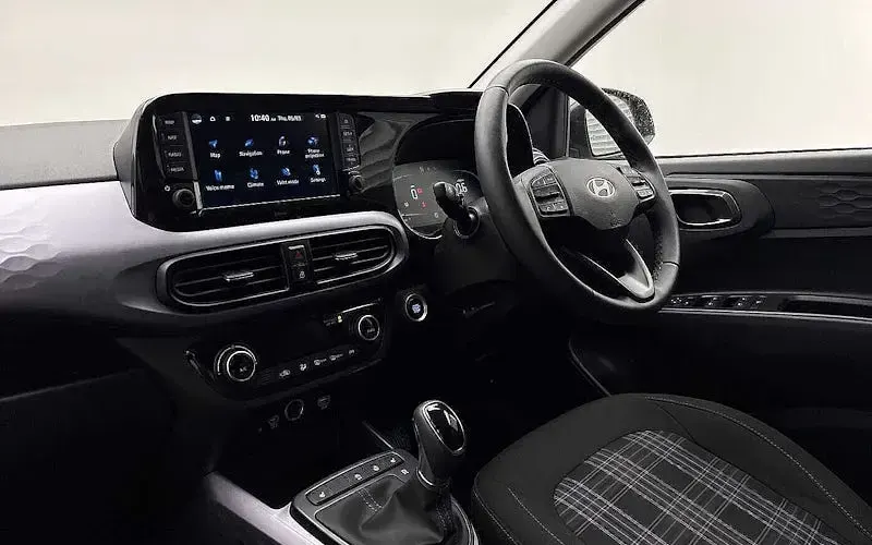 Used Hyundai i10 Premium 79 HP (2025) in Rainham - £15,999 | AutoUncle