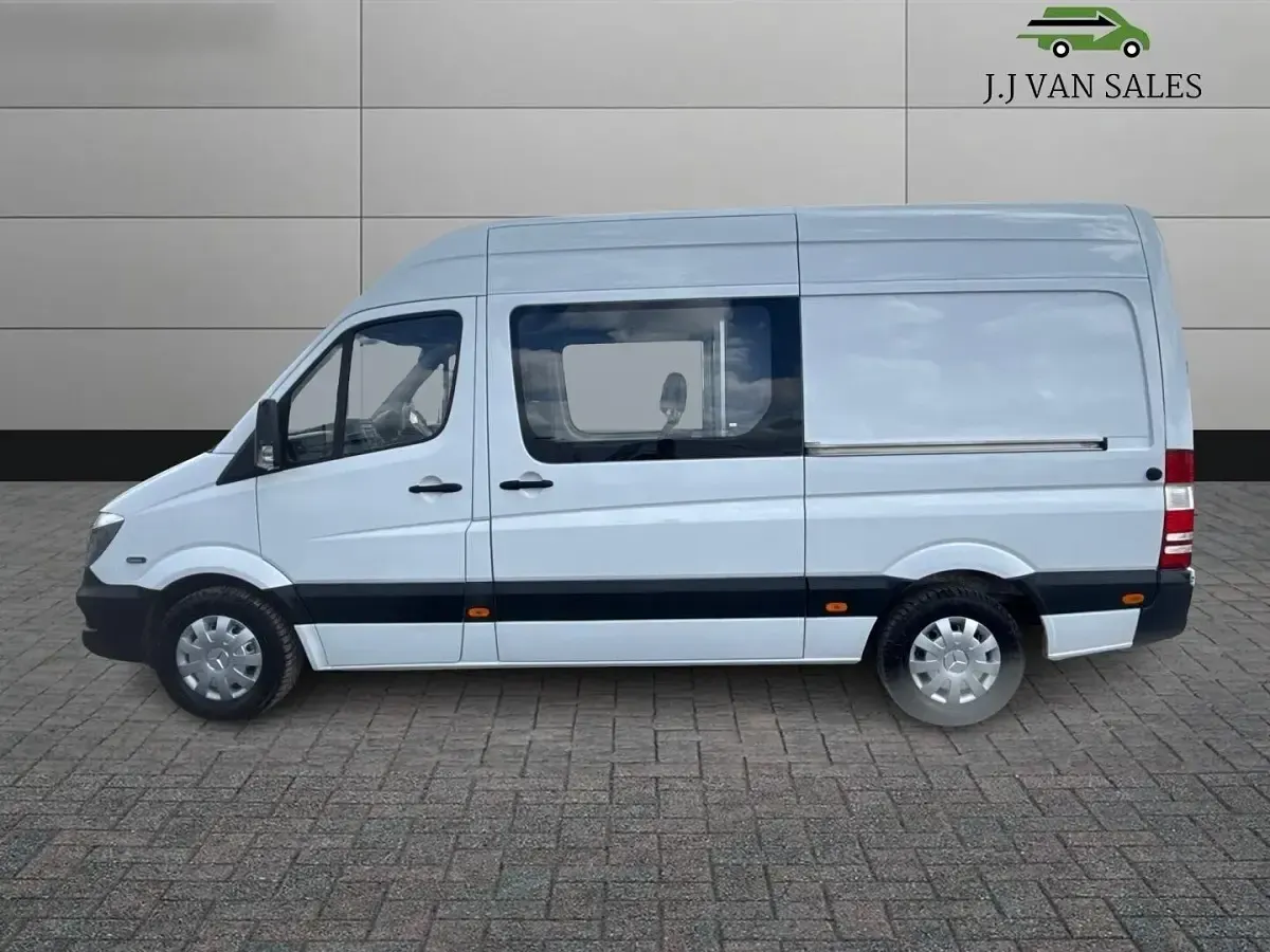 Used Mercedes Sprinter 160 HP (2017) in Westbury - £12,500 | AutoUncle