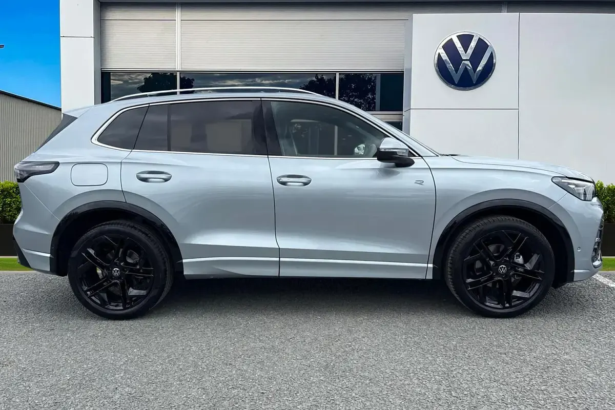 New VW Tiguan R-line 150 HP (2026) in Wrexham - £41,289 | AutoUncle