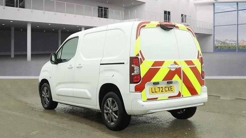 Used 2022 Peugeot Partner Premium MPV – NG10 2FN Long Eaton (Dealer ...