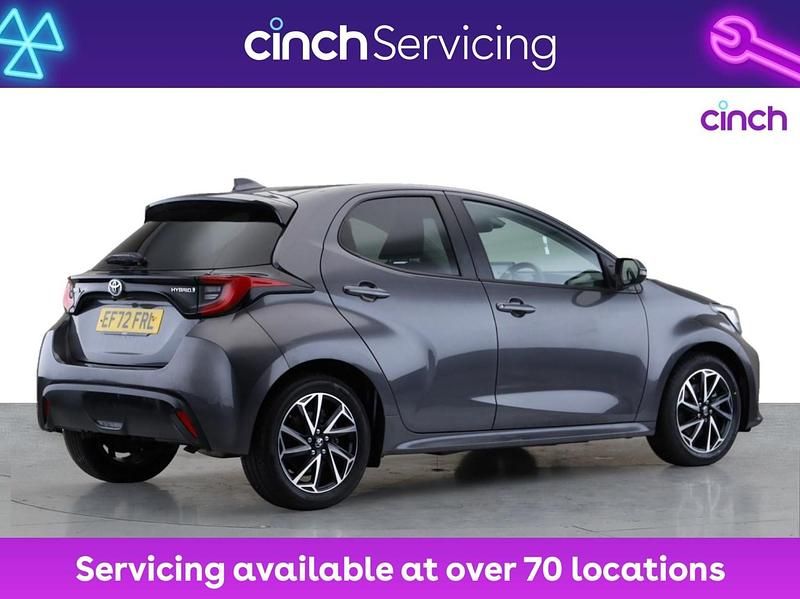 Used 2022 Toyota Yaris Hybrid Design Hatchback – NN18 8AA Corby (Dealer ...