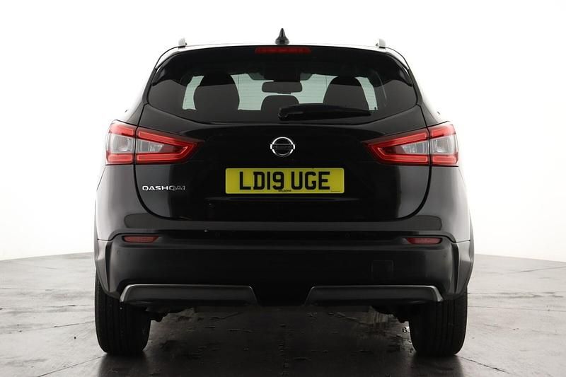 Used 2019 Nissan Qashqai N-Connecta SUV – KT17 1DH Epsom (Dealer) – £ ...