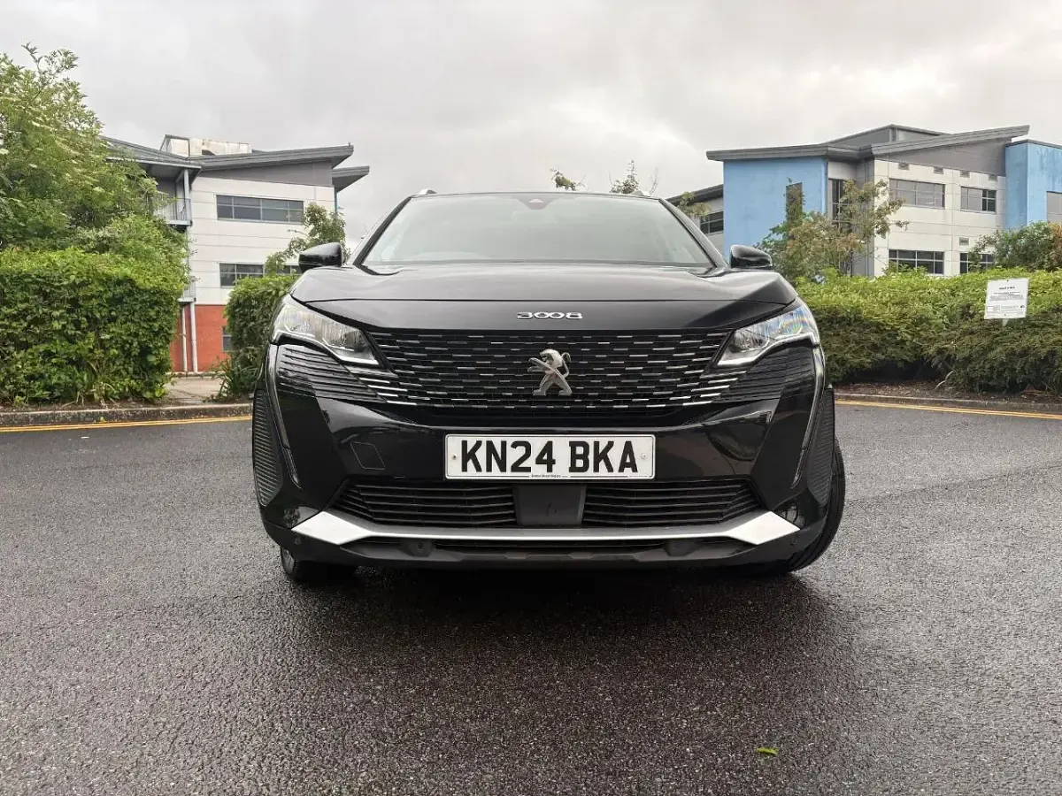 Used Peugeot 3008 Allure 129 HP (2024) in Crewe - £16,995 | AutoUncle