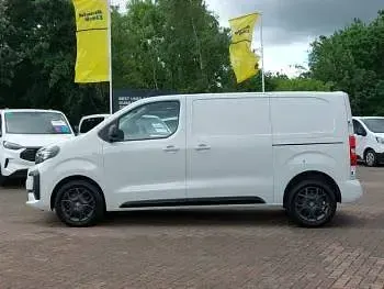 New Vauxhall Vivaro (2025) in Stafford - £20,498 | AutoUncle