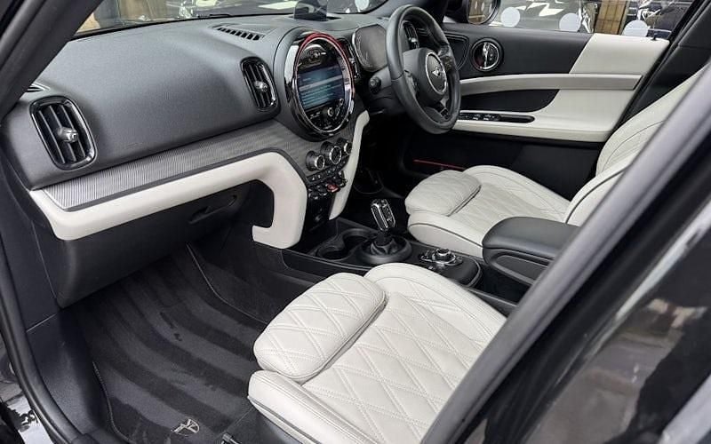 Used 2021 Mini Cooper S Exclusive 178 HP Hatchback – London (Dealer ...