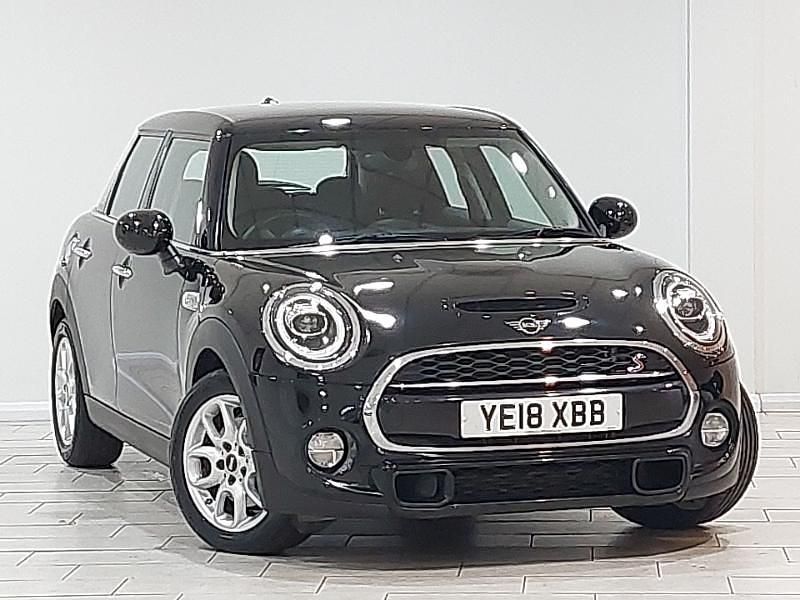 Used 2018 Mini Cooper S 192 HP Hatchback – M32 0RB Manchester (Dealer ...