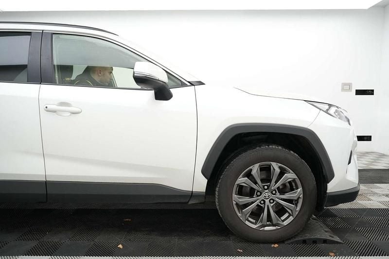 Used 2022 Toyota RAV4 Hybrid Design SUV – LE12 6XB Costock (Dealer) – £ ...