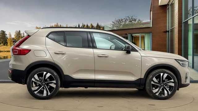 New 2025 Volvo XC40 Ultra 163 HP SUV – SO15 0BY Southampton (Dealer ...