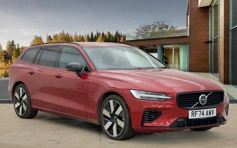 Used 2025 Volvo V60 Ultra 455 HP Estate – SO150LP Southampton (Dealer ...