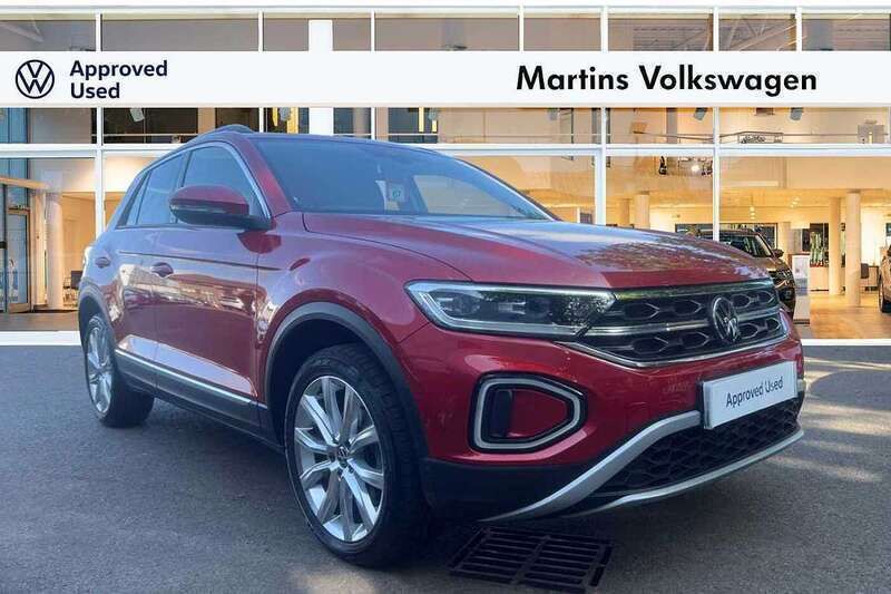 SOLD Used 2022 VW T-Roc Style 150 HP SUV – GU153LG camberley (Dealer ...