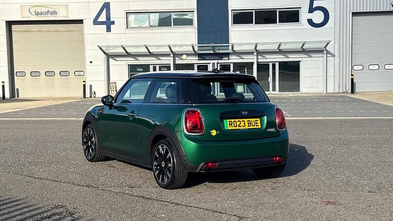 Used 2023 Mini Cooper SE Hatch 181 HP Hatchback – RG27 9RW Hook (Dealer ...