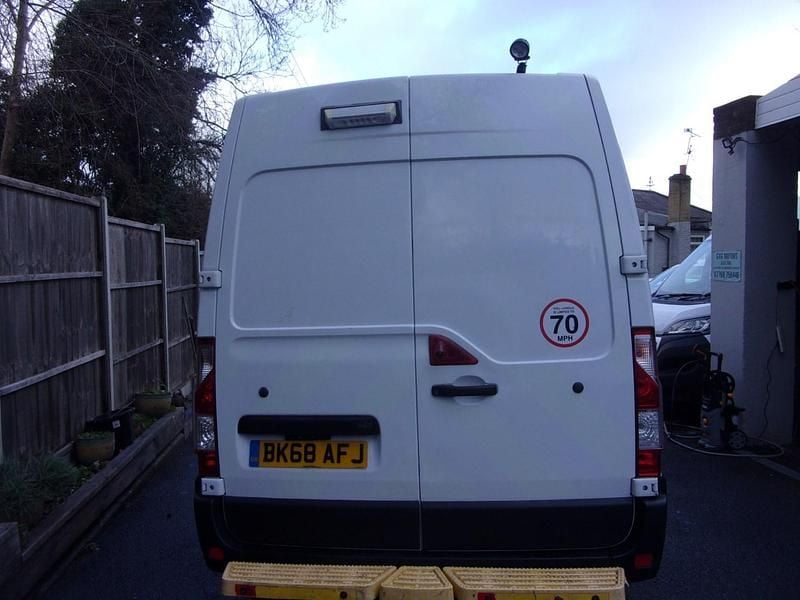 Used 2018 Vauxhall Movano 130 HP MPV – RH9 8DH Godstone (Dealer) – £ ...