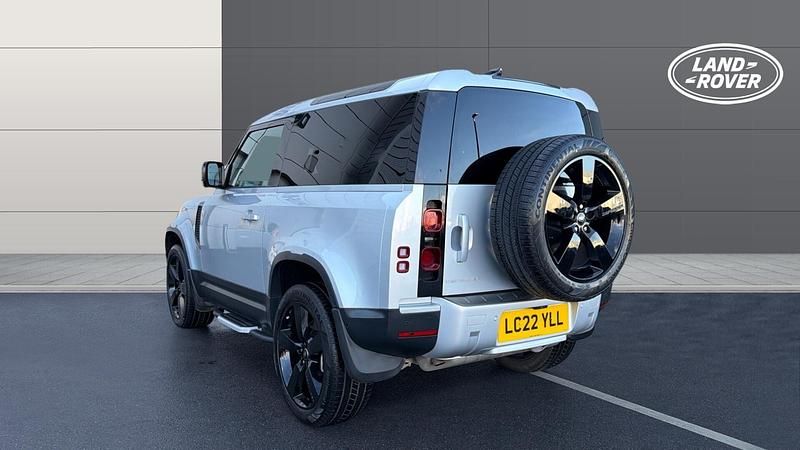 Used 2022 Land Rover Defender SE 300 HP Estate – EX2 8FN Exeter (Dealer ...